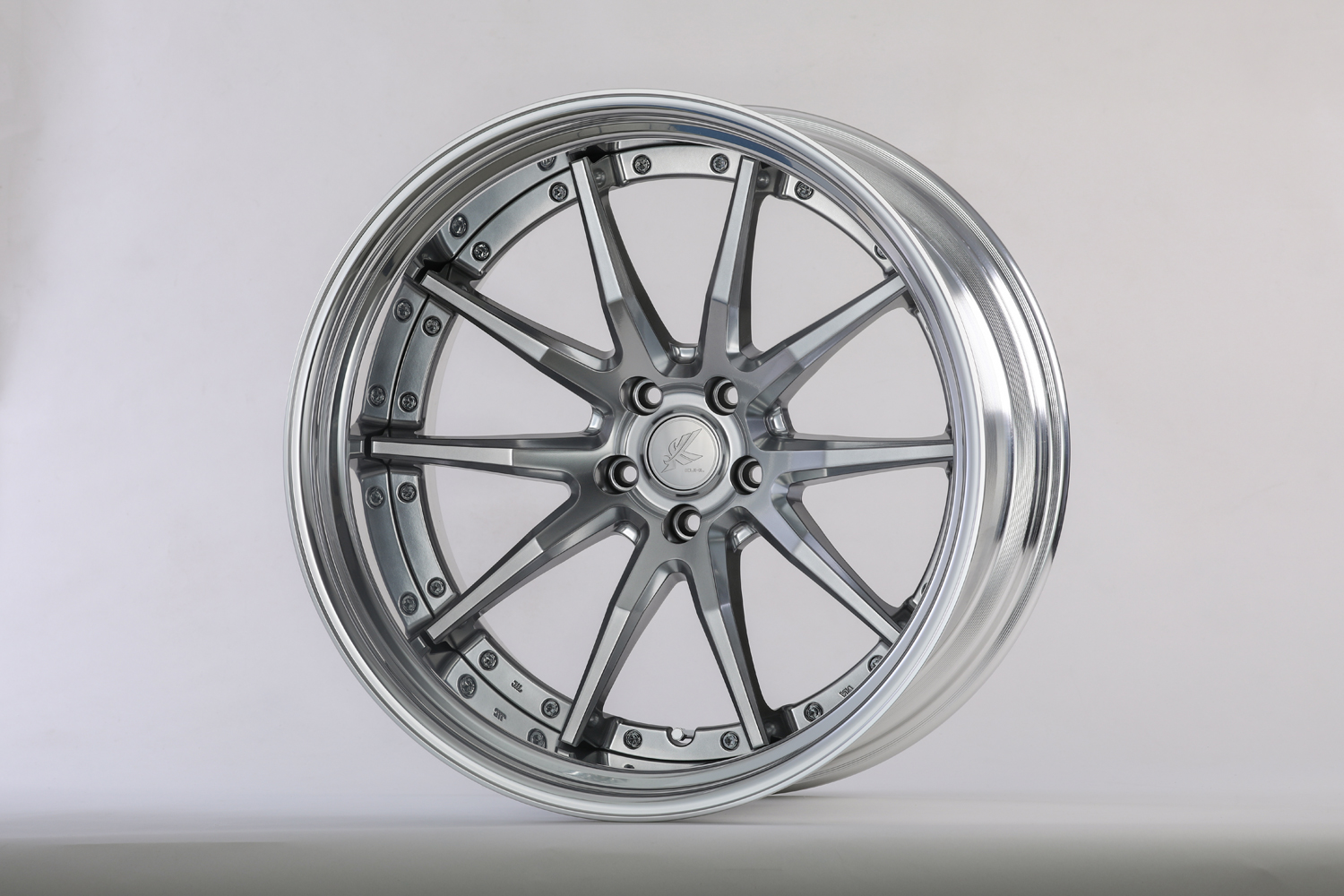 VERZ-WHEELS KCV02 VERZカスタムホイールKCV02｜KUHL JAPANがプロデュースする究極の「立体造形美」カスタムホイール